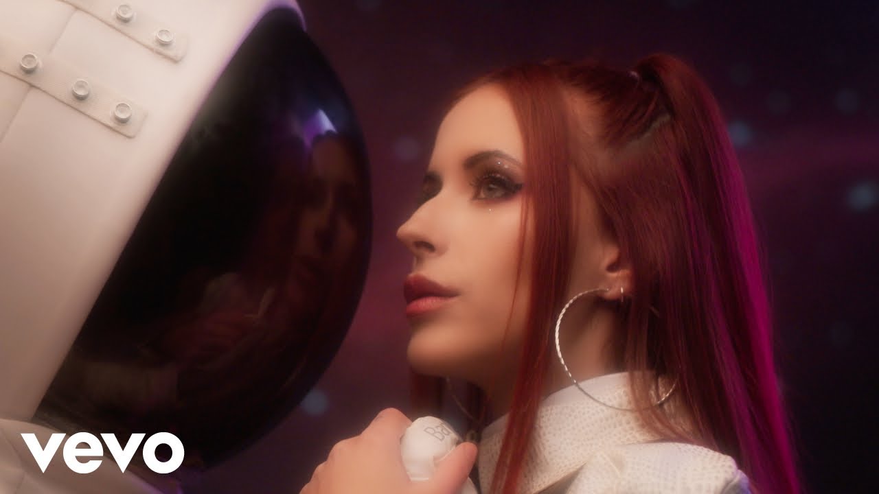 VICCO lanza nuevo hit "LA VUELTA AL MUNDO" | Emisoras Musicales